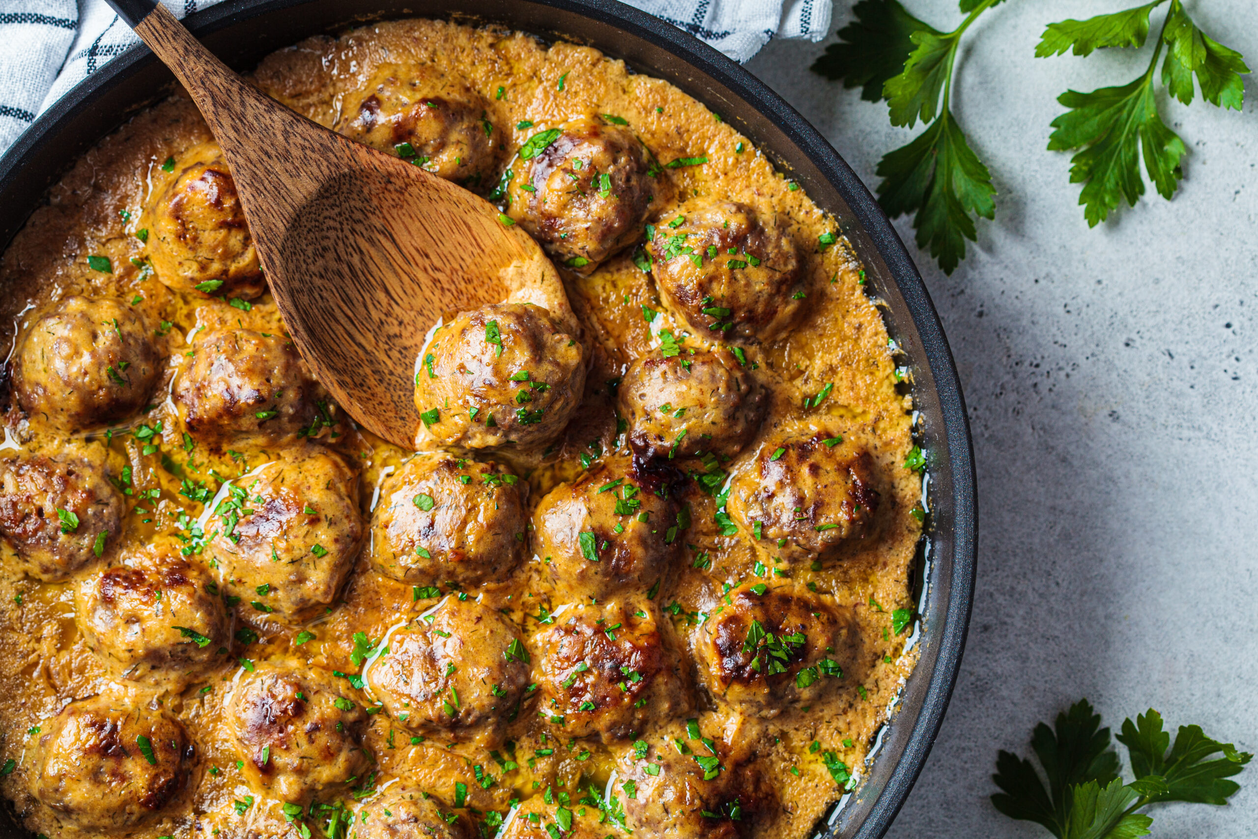 Healthy Swedish Meatballs in a Thick Creamy Sauce | Summer Dinner Recipes